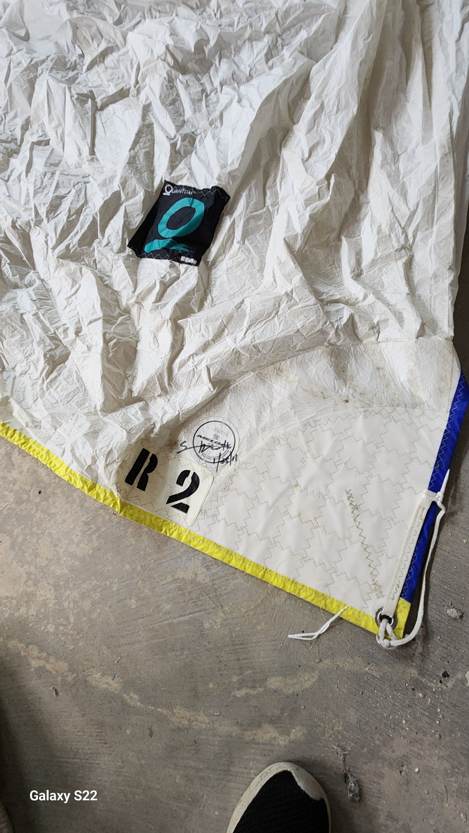 Asymmetrical Spinnaker for Melges 20 by Quantum in Good Condition 32.2 ...
