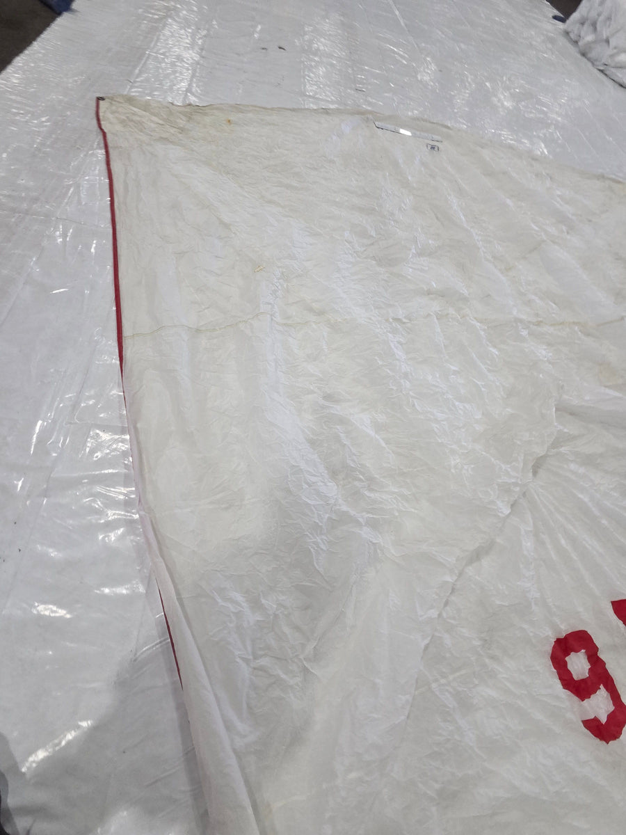 Symmetrical Spinnaker by Ulmer in Good Condition 26.3' SLU – Sailbrite ...